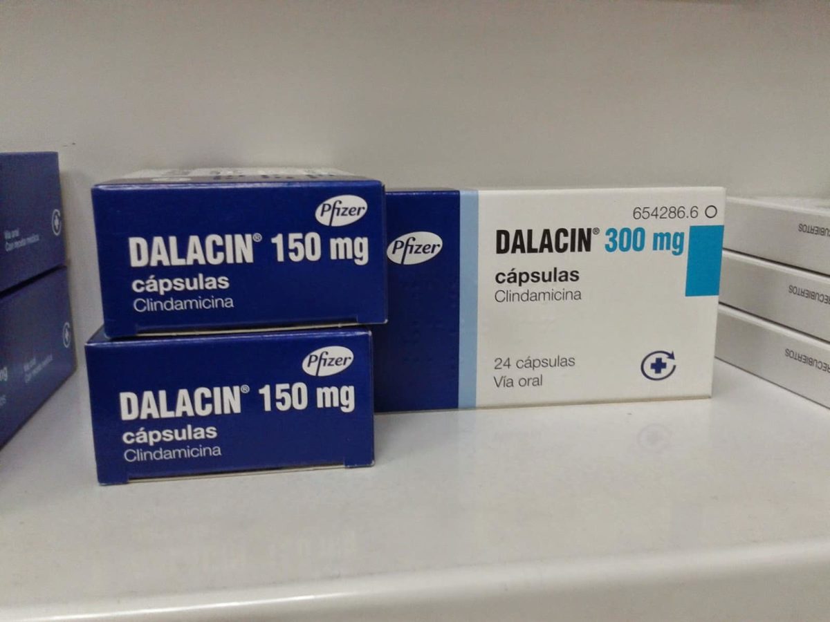 Clindamicina: Qué es, para qué sirve, nombre comercial y más